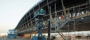 Gatwick Passenger Bridge – newsteelconstruction.com