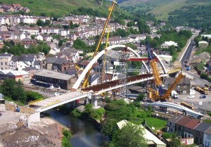 Steel bridges the valley – newsteelconstruction.com
