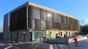Contractor hands over keys to new Lancashire police station ...
